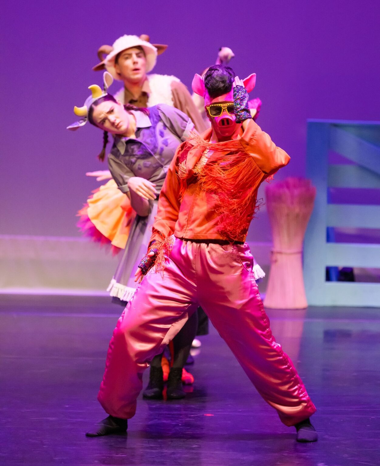 Dazzlehands – a book that dances – from RNZ Ballet – Middle C